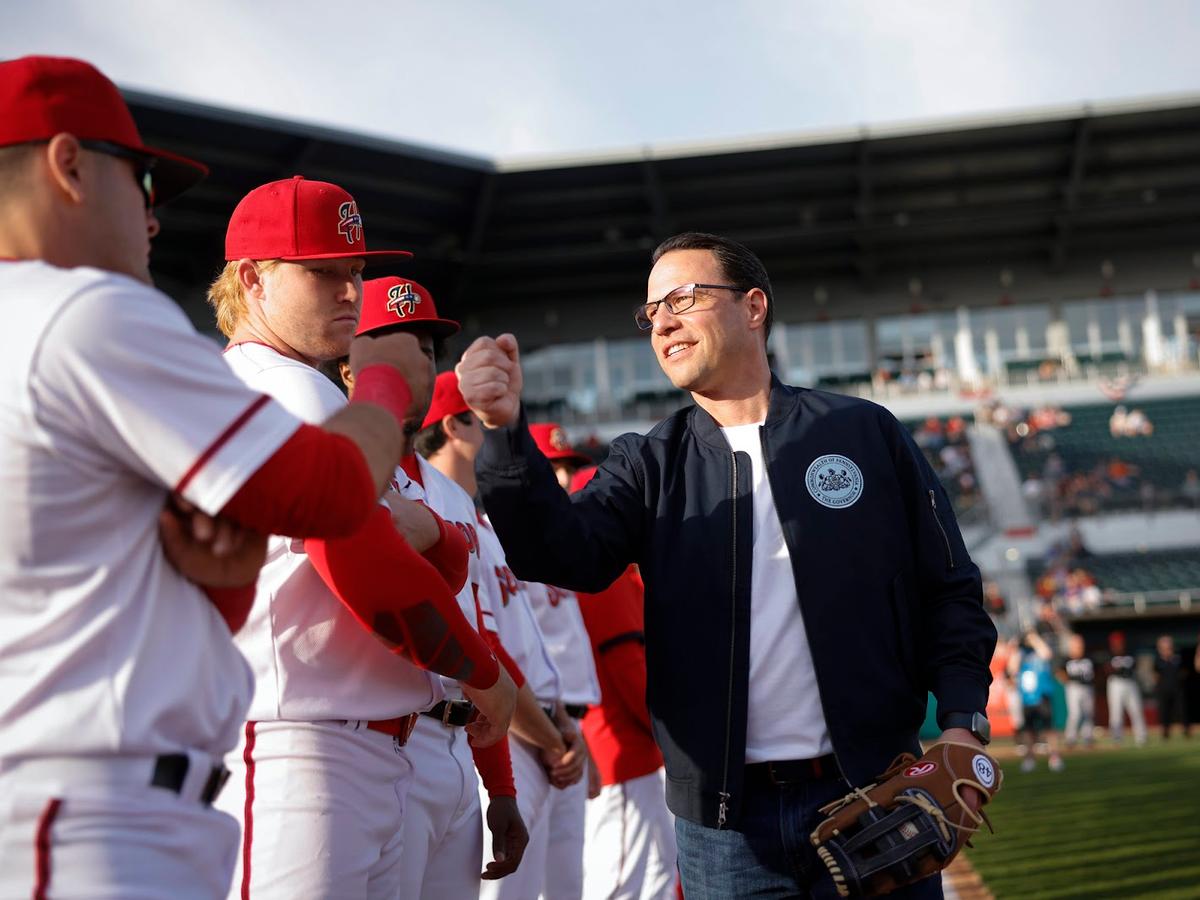 PA News Quiz: Shapiro’s RV road trip, pronatalist politics • Spotlight PA